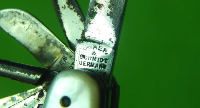 How to identify the maker or brand of an old knife