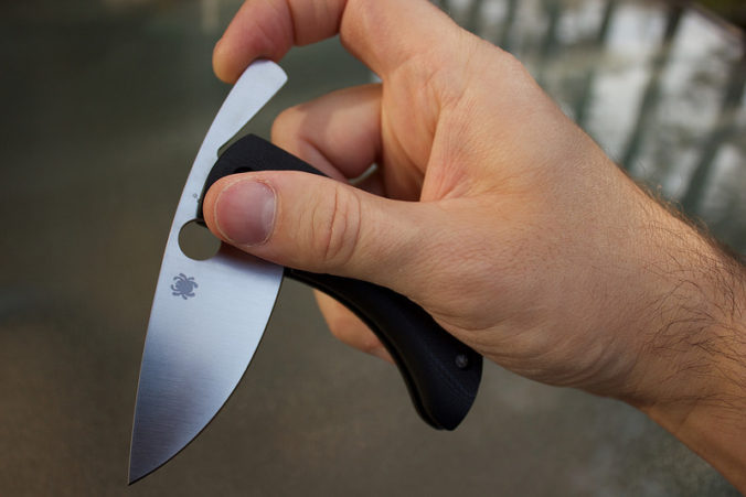 What is a Friction Folder and How Does It Work? | Knife Depot