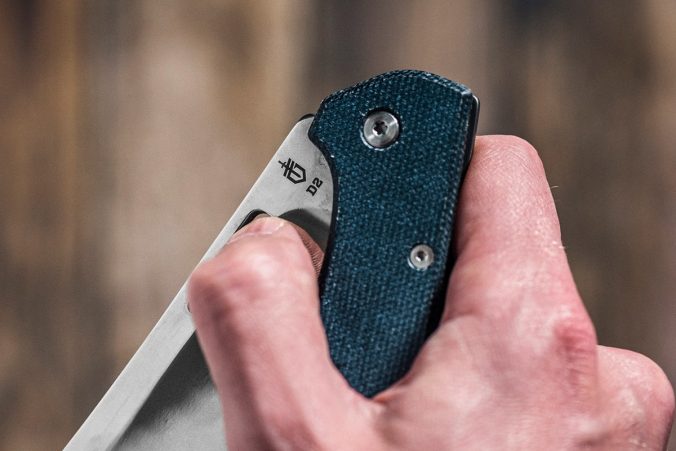 20 Best Knives with D2 Tool Steel | Knife Depot